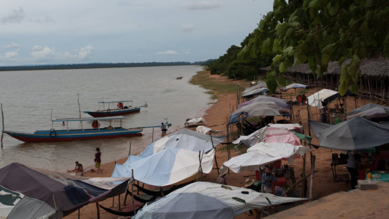 West Baray, Silk Farm & War Museum - Angkor Guide Sarak